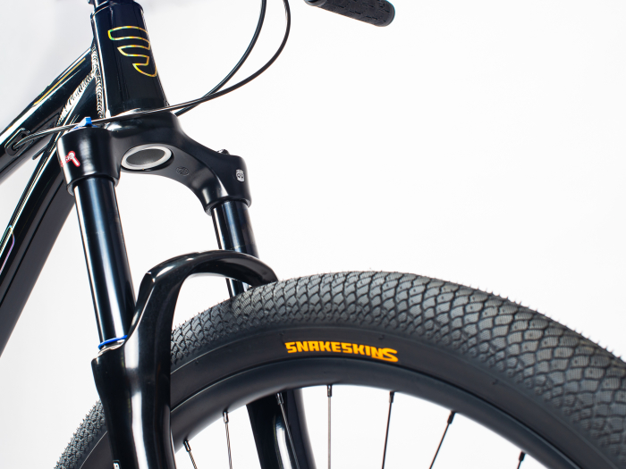 Lucky 6 PRO Black street terrain bike STB